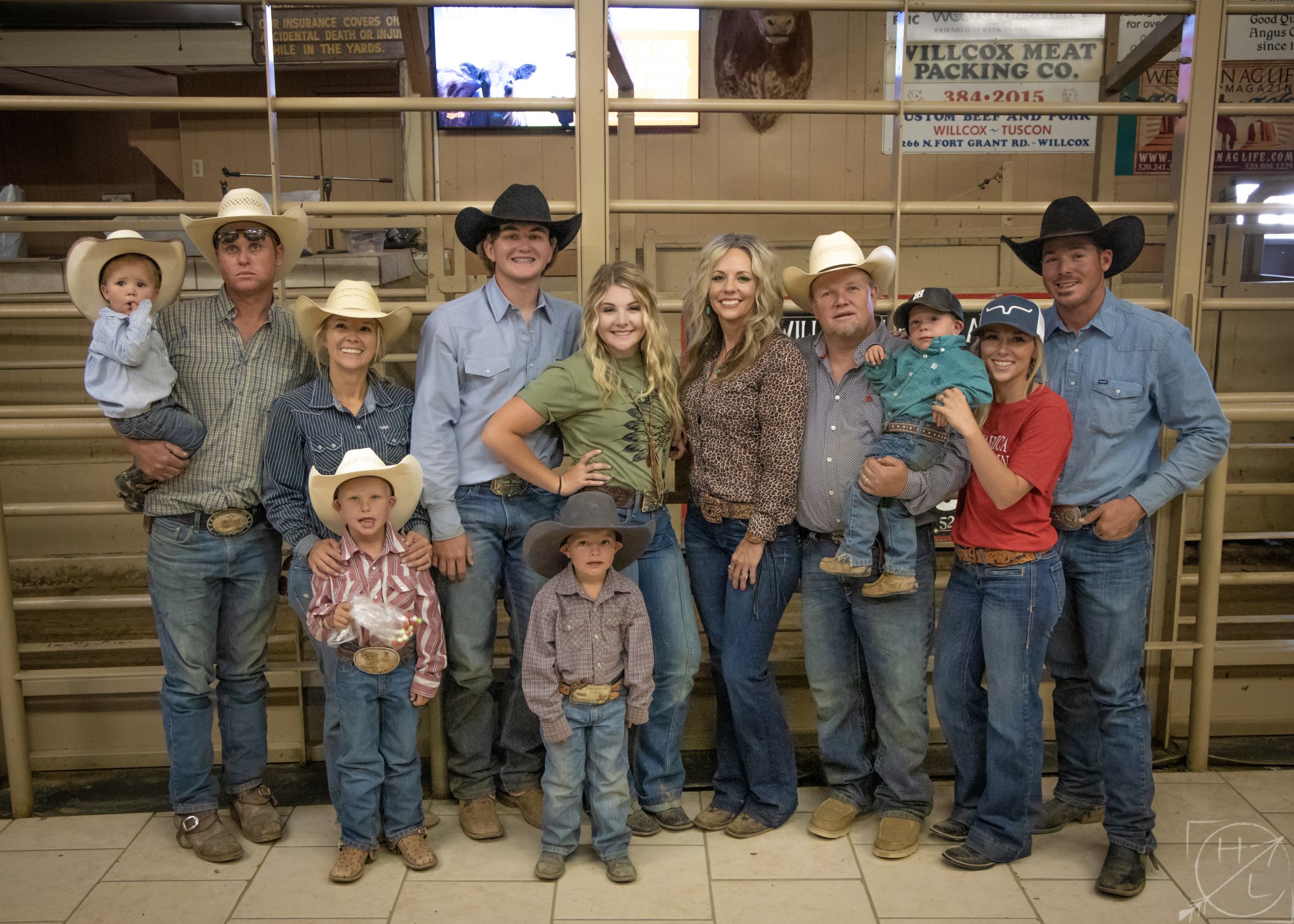 Meet Your Sale Barn Owners: The Shores Family – Arizona Beef Blog
